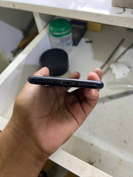 Iphone 7 32gb.