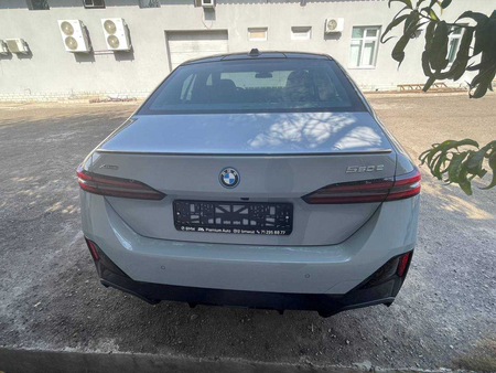 BMW 550e xDrive Sedan (G60) Full PHEV
