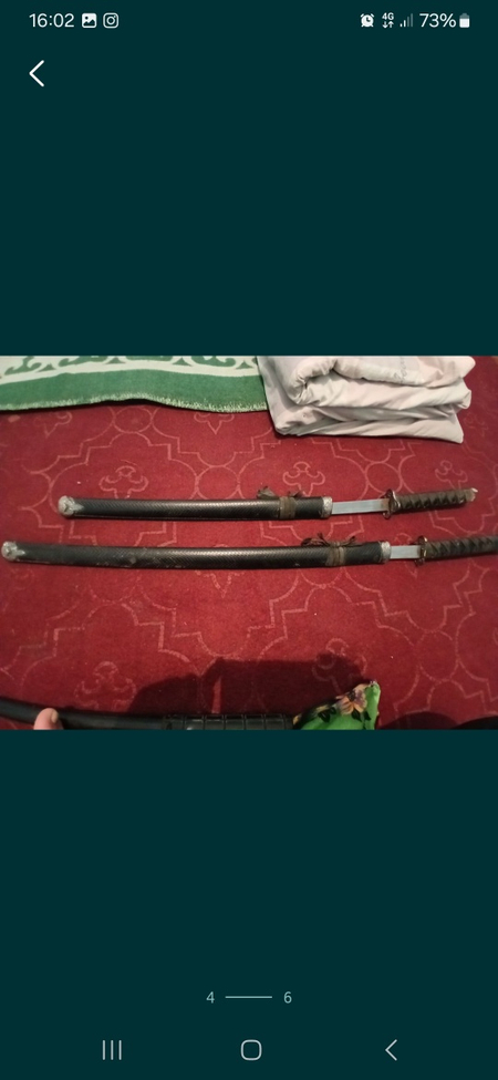 Qilich xanjari bilan