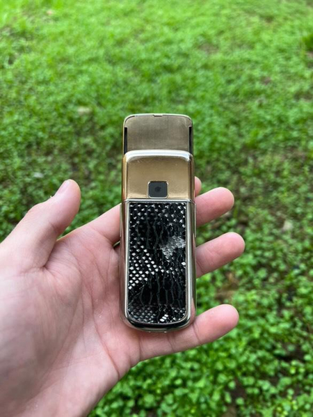 Nokia 8800 Arte 4 gb Gold telefon