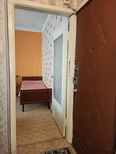 Продаю свою 1 комнату, Лисунова, Авиасозлар 4. М. Бекат 2.