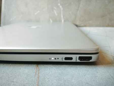 HP laptop core i3 12 gen