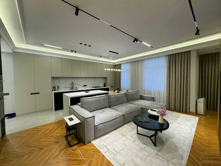 112m² 7-qavat sotiladi