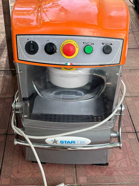 Планетарный миксер итальянский  Starmix PL 10 EVO в отличном состоянии