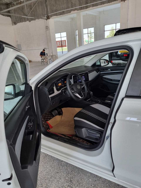 Volkswagen E-Bora