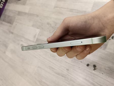 iPhone 12 KH/A 64 GB Mintoviy ideal
