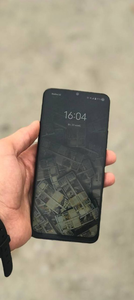 ViVo y53s 8+4/128