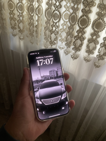 Iphone 15 pro 128 Gb 100% 35 sikl karopka dakument ideal full