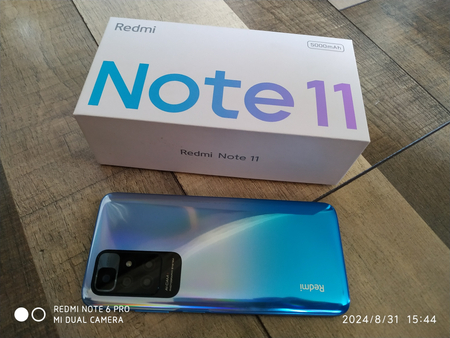 Смартфон Redmi Note 11