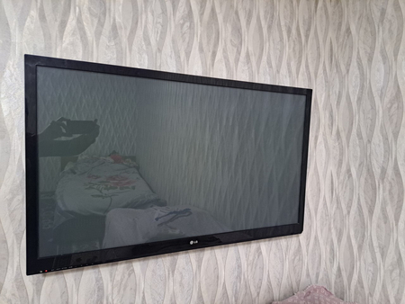 Televizor 43( шок цена Bu прастой) 43 SMAT TV 2023 Nev+kanal 32 Smart