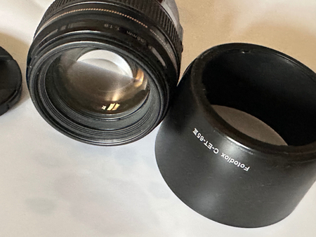 Объектив Canon 85 1,8