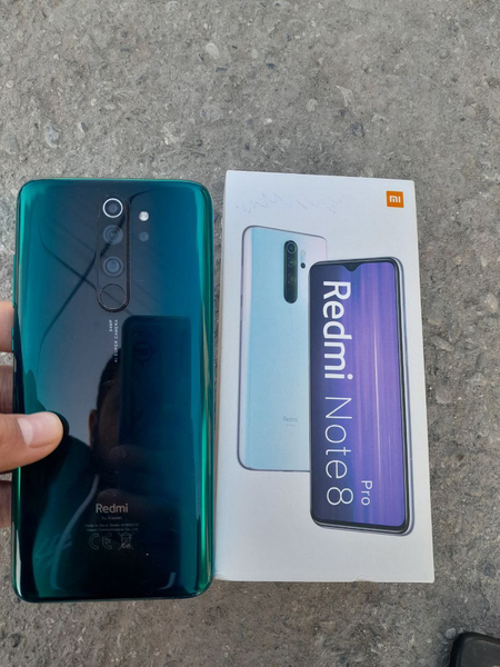 Redmi note 8 pro dakument karobka xicqanaqa aybi yoq tozza