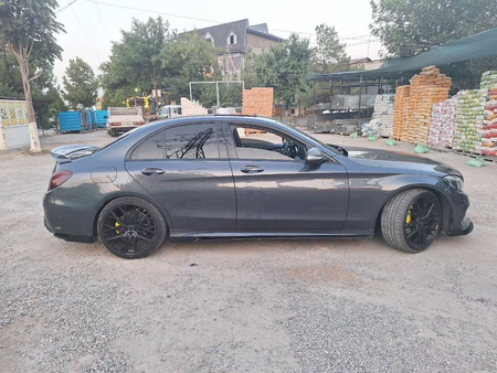 Mercedes w205 c180