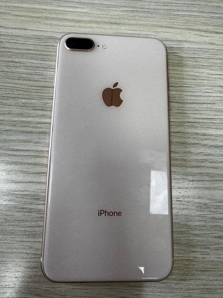 IPhone 8 plus holati ideal\\nHolati ideal aybi yoo umuman\\nXotirasi: 64 g