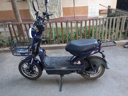 Skuter to'klik Largo motrs