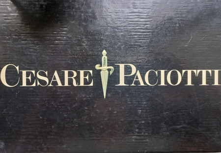 Итальянский бренд Cesare Paciotte