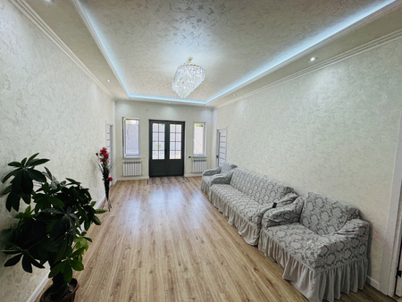 Продажа дома 5 комнат. 4 соток. Кибрай центр