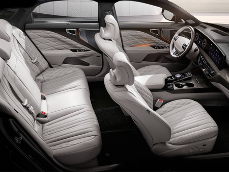 KIA K8 (hybrid signature special)