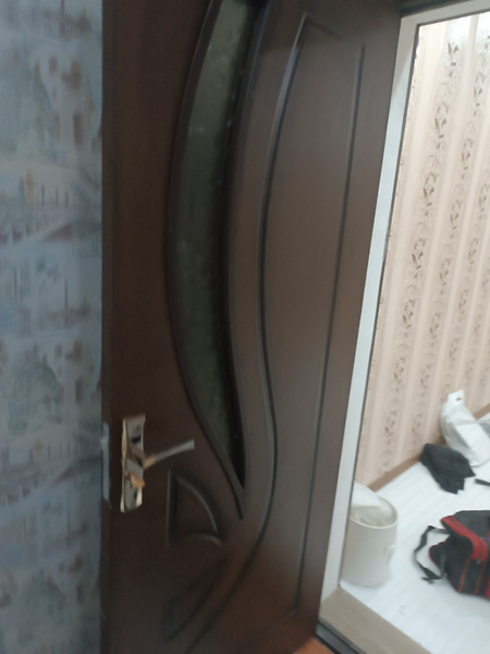Продается входная дверь! окно и двери