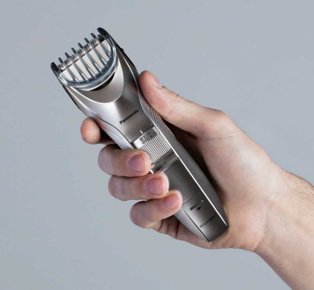Машинка для стрижки волос Триммер Panasonic ER-GC71-S520