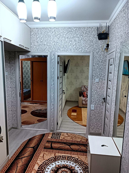 Новая, 3х комнатная, укомплектованная квартира, рядом с Мегапланет.