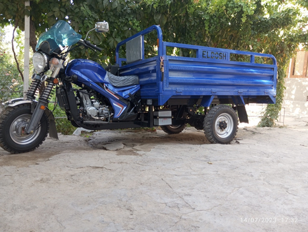 Mototsikl 2023 yil