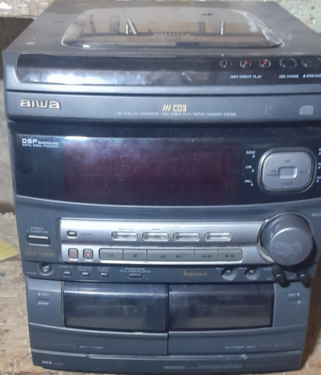 Музикалный центр Aiwa NSX-V800