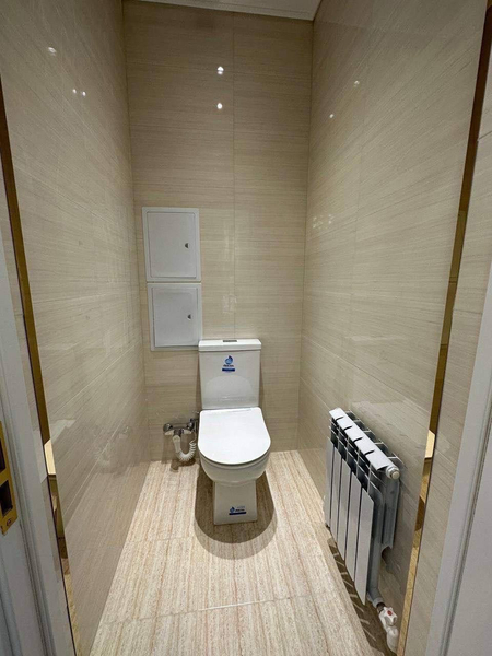 Шота Руставели 3/8/10 Есть Арендатор 850$ 
Площадь-67м2 
НОВОСТРОЙKA