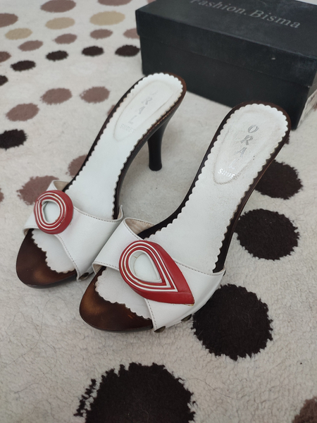 Продам женские шлепки