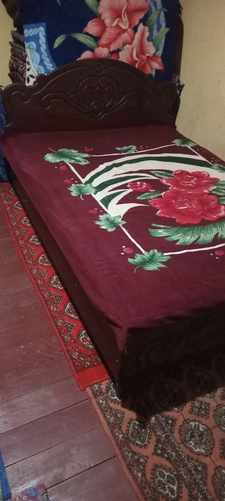Спални ва тримо сотилади