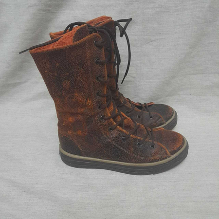 Кожаные сникерсы BASIC / Made in Italy.