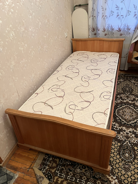 Продается кровать в отличном состоянии