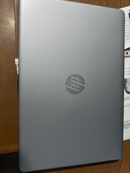 HP Ryzen 5 5500U 8/512Gb