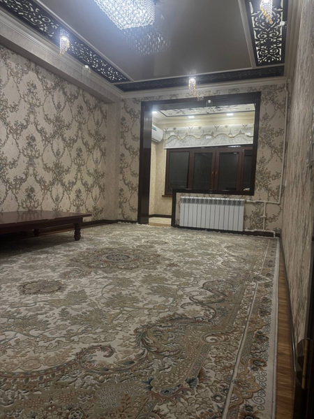 Квартира трехлистникда