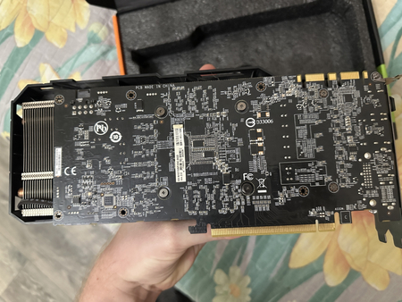 Отдам дешево GTX 1070