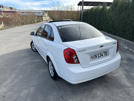Lacetti 1.6, probek 143 000 halol ozmmi moshinam