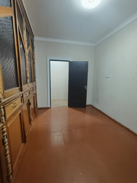 М Тинчлик 4/3/5. Улучшенная планировка .95м2  Продам квартиру срочно с