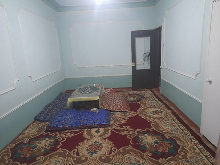 Farxod bozori yaqinida 2/2/4 250$