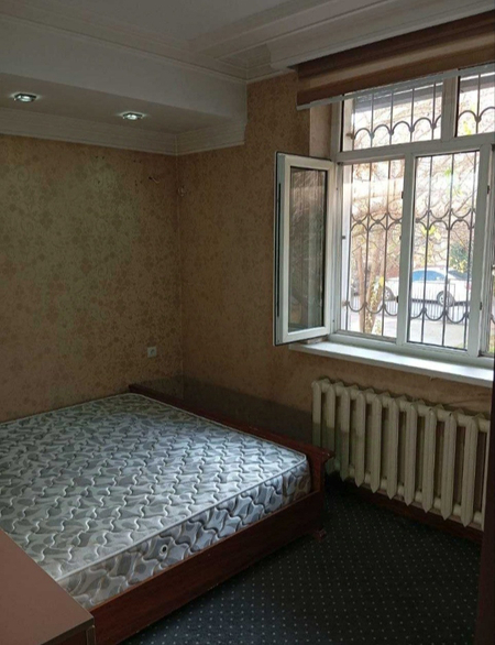 Продаю свою. Белтепа. 2/1/4