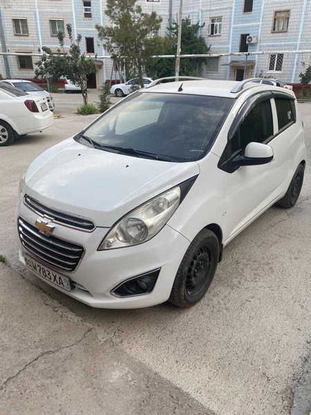 Spark avtomobili so (avtomat)
