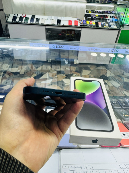 iPhone 14  128 gb amerika
