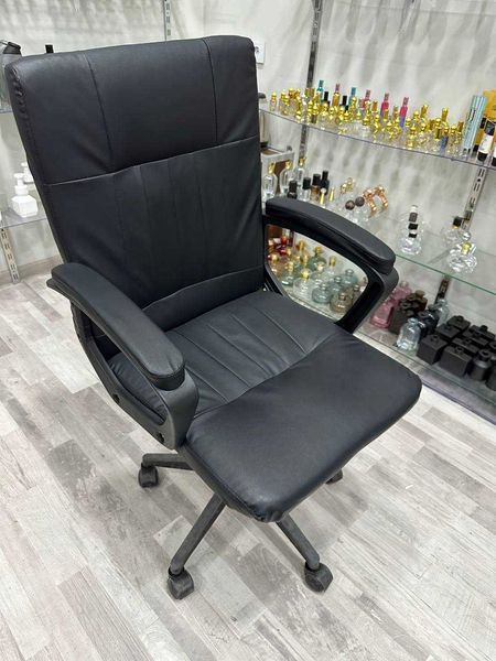 Ofisnoy mebel  kreslo