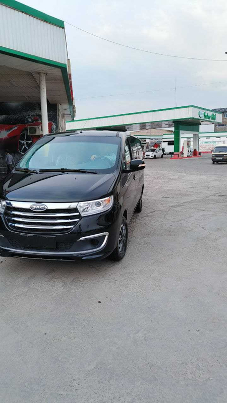 JAC M3 9 orindiqli B kategoriyada haydaladi
