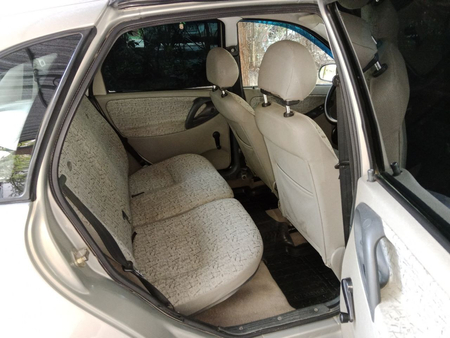 Lada kalina sotiladi.