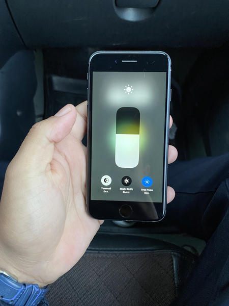 Iphone 8 64GB aybi yo’q