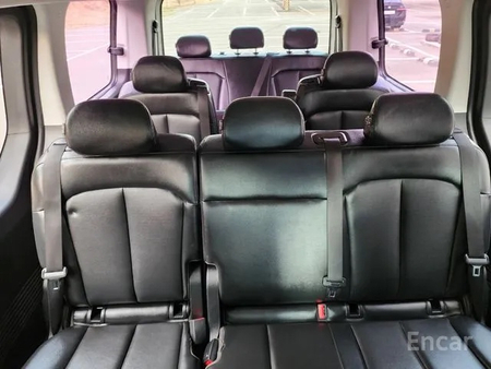 Hyundai staria mokriy