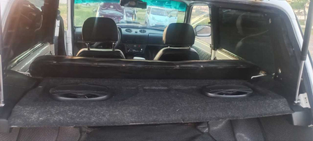Автомобиль Нива урбан с прицепом