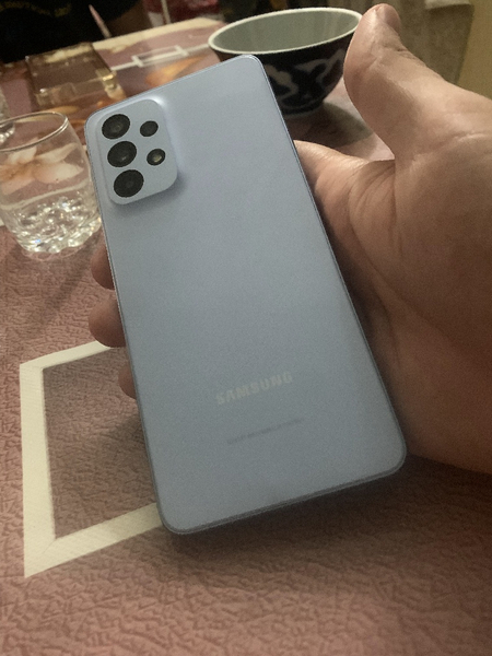 Продам Samsung a33: 6-128