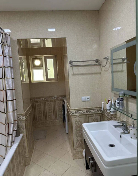 Продается 4х ком. квартира, ор-р: м.Космонавтов, 130м2