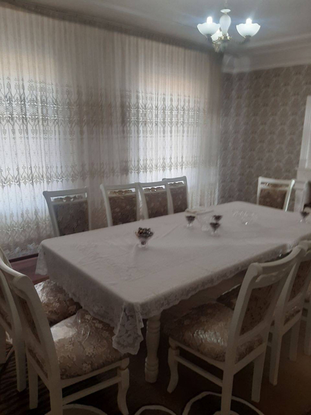 Srocni uy sotiladi